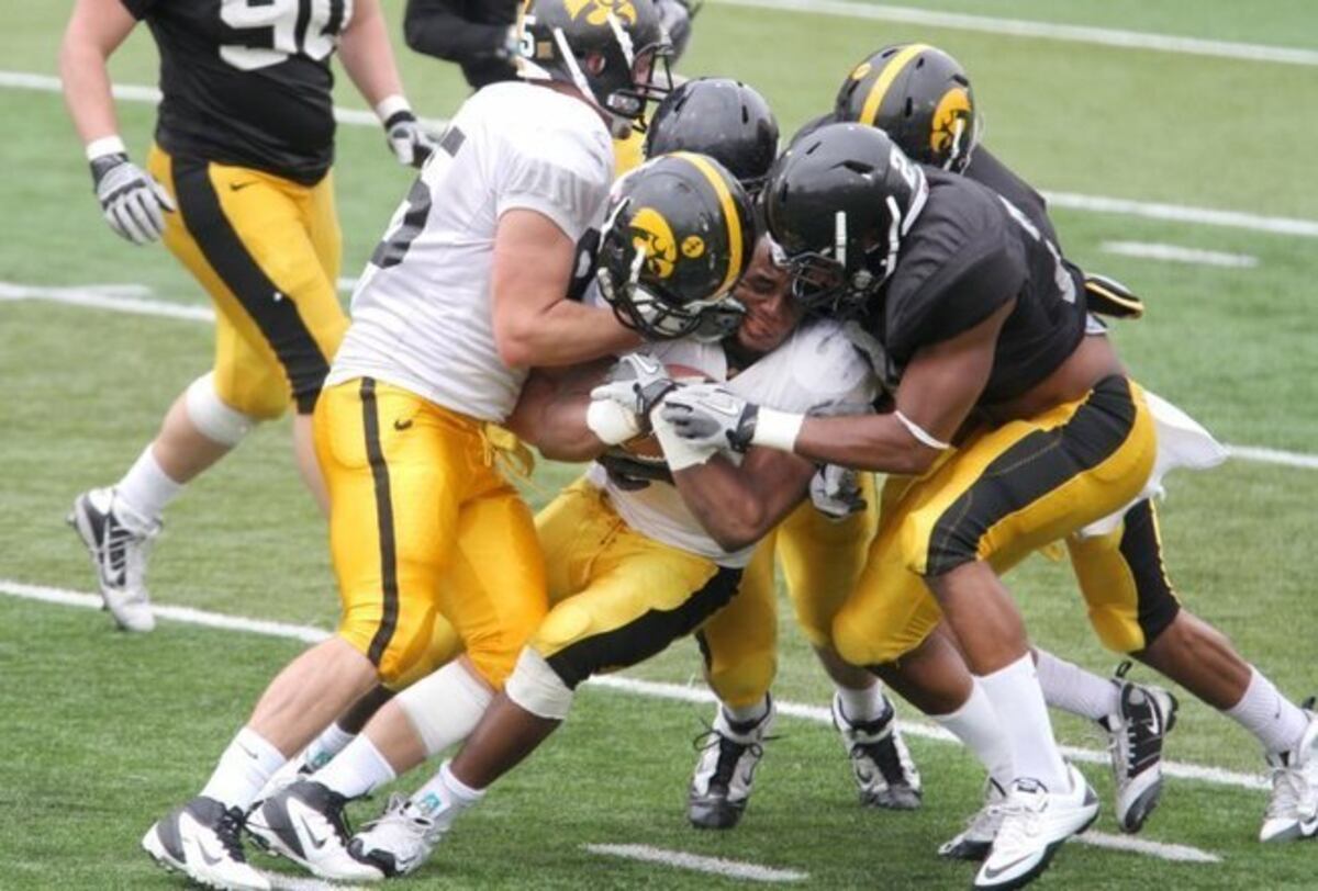 Iowa Hawkeye Football 2012 Spring Game Report Card | News, Scores ...