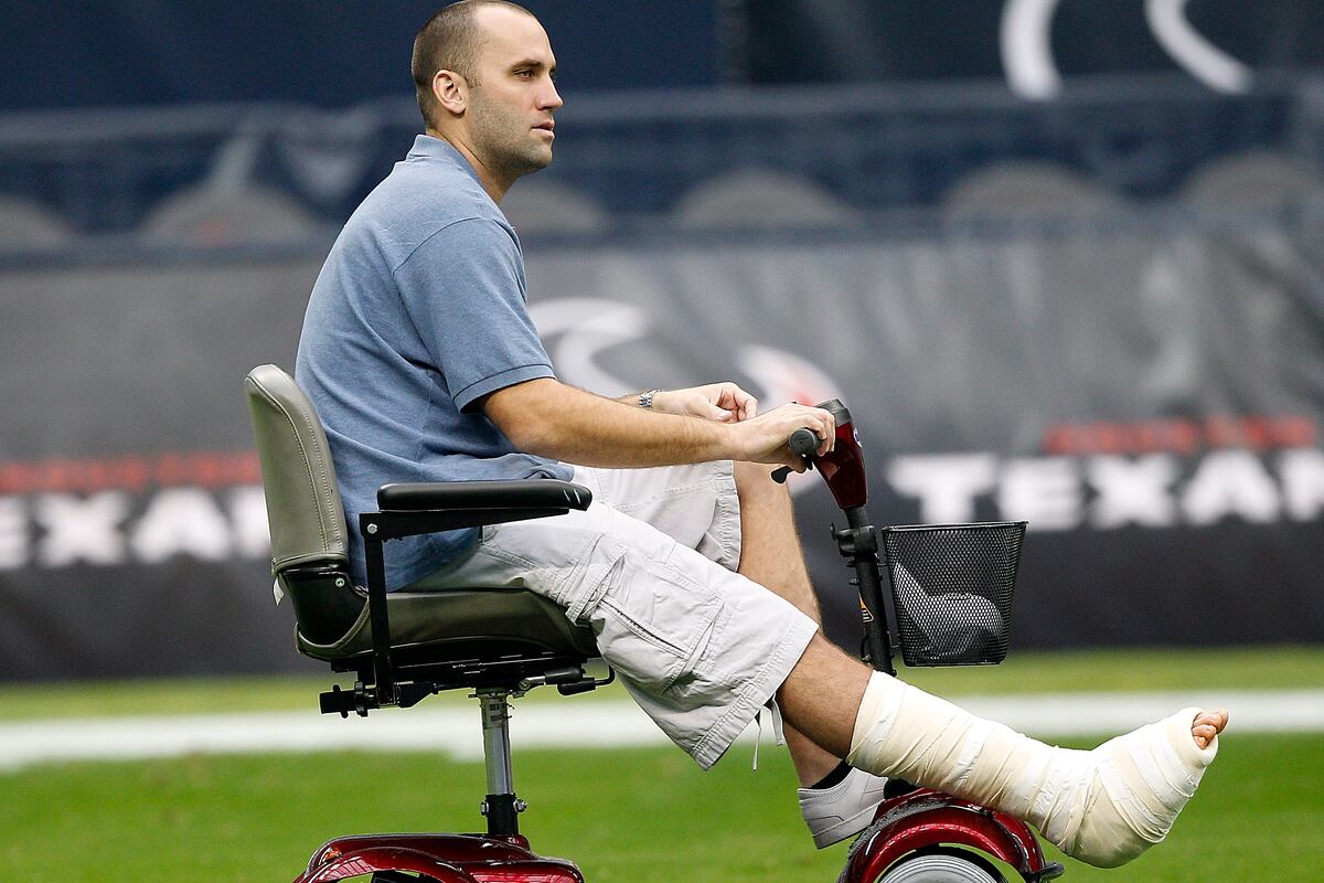 Houston Texans: Matt Schaub Still Healing, Vows to Be 100% by Training ...