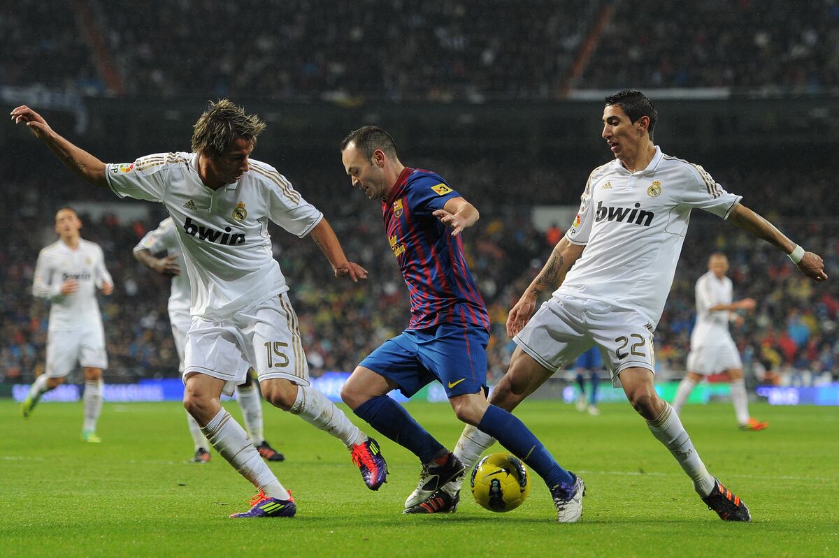 Barcelona vs. "Anti-Football": Hopes for Fearless Football in El ...