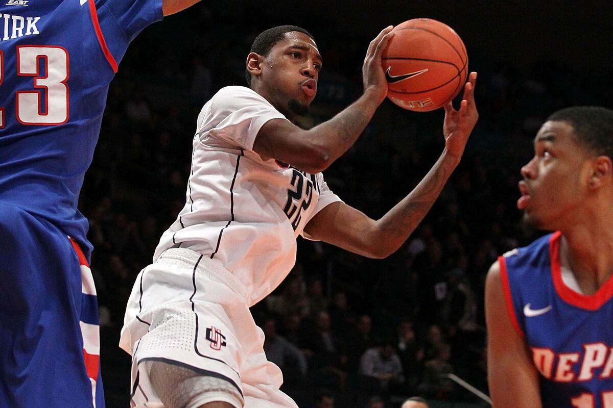 Roscoe Smith: UConn Forward Joins Exodus of Talent from Huskies | News ...