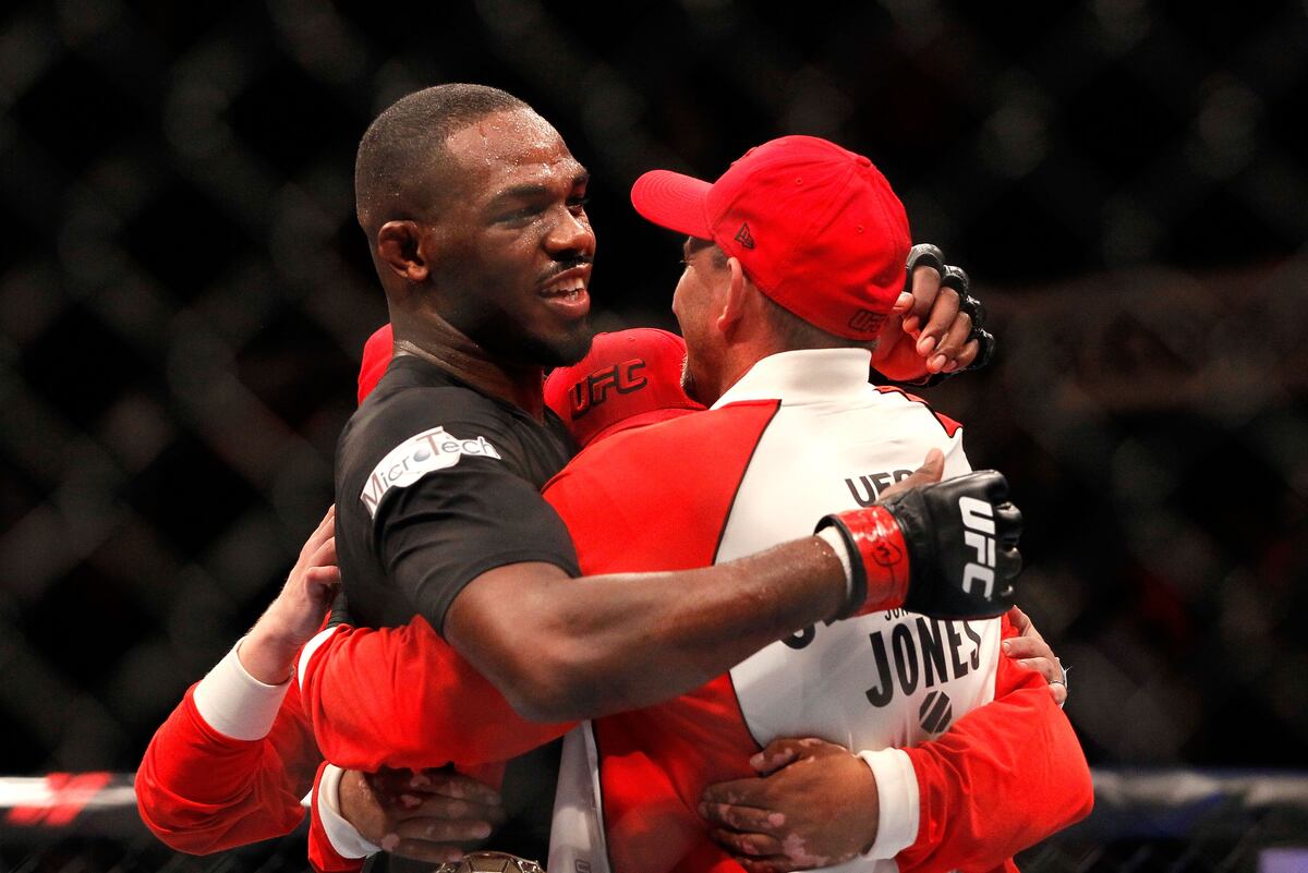 Jones vs. Evans Results: Bones Proves He's UFC's Finest Fighter at UFC ...