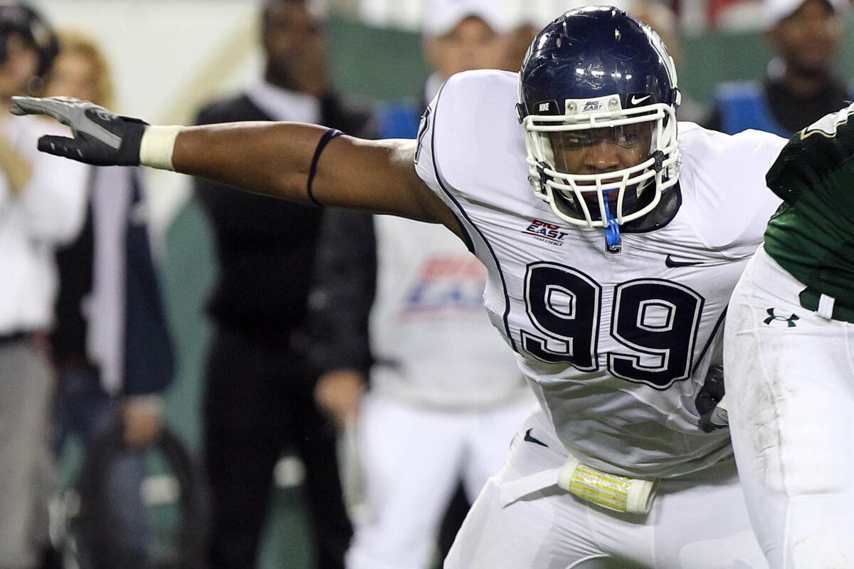 Kendall Reyes to Chargers: Video Highlights, Scouting Report and ...