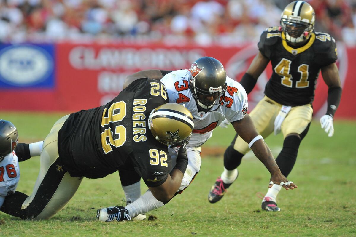 Shaun Rogers Signing with New York Giants Lets Big Blue Focus on ...