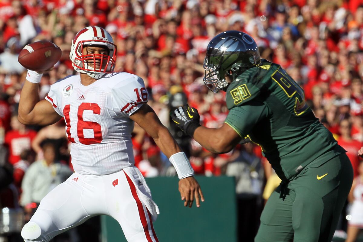 Russell Wilson: Likely Landing Spots in 2012 NFL Draft for Wisconsin ...