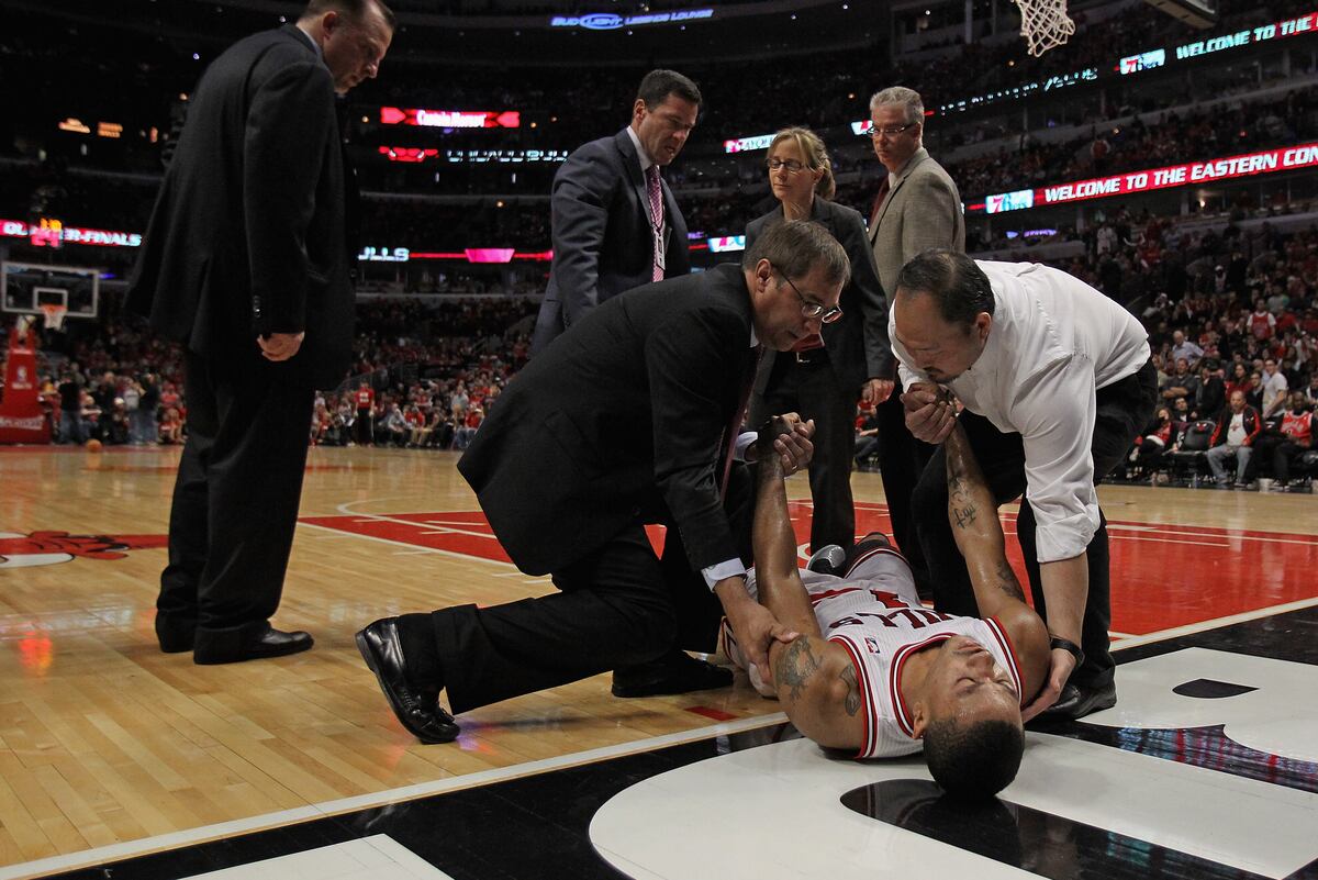 Boston Celtics: What Derrick Rose's Injury Means for the C's | News ...