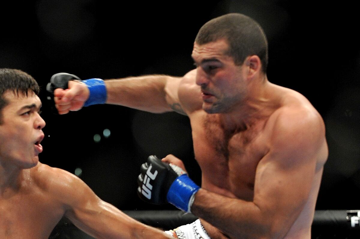 Shogun Rua Gets New UFC 149 Opponent In...Thiago Silva? | News, Scores ...