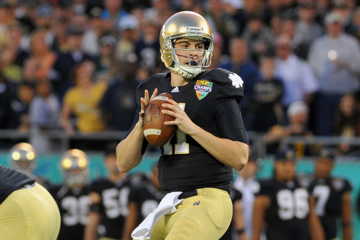 Notre Dame Quarterback Tommy Rees Deserves Better from Irish Fans ...