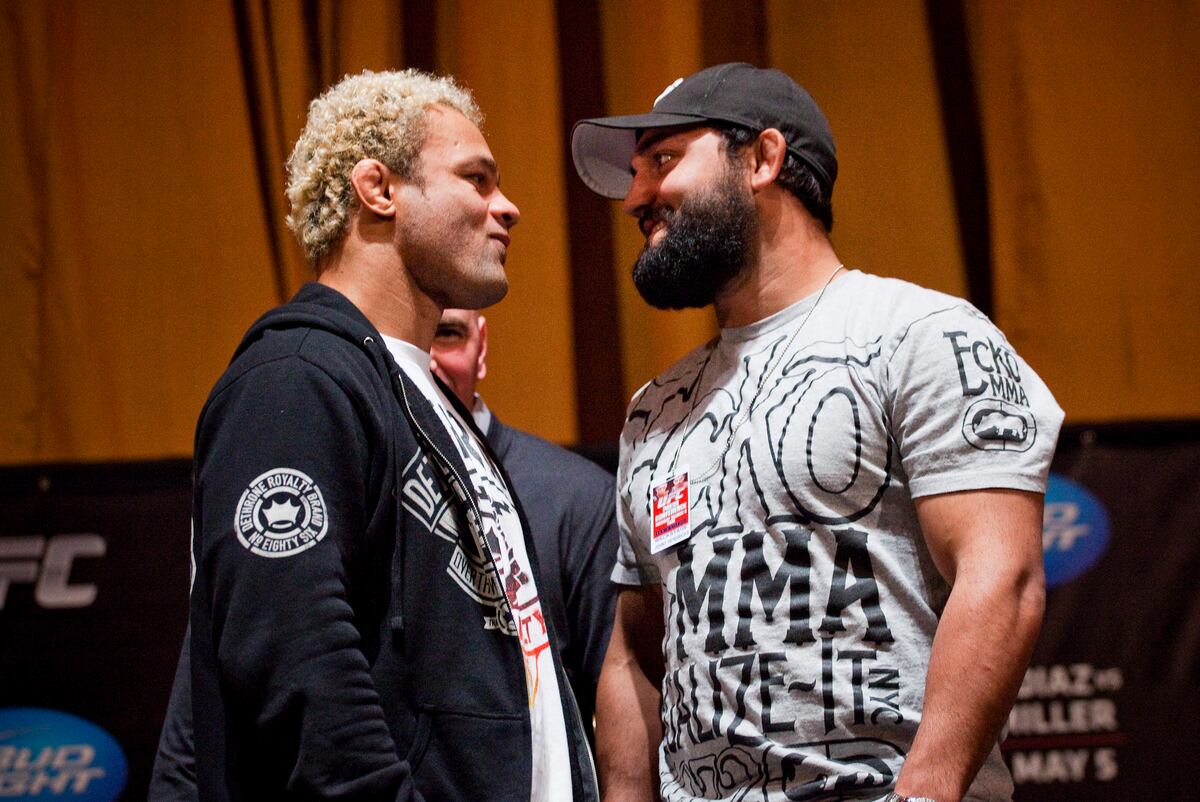 UFC on FOX 3 Results: UFC Avoids Disaster as Johny Hendricks Beats Josh ...