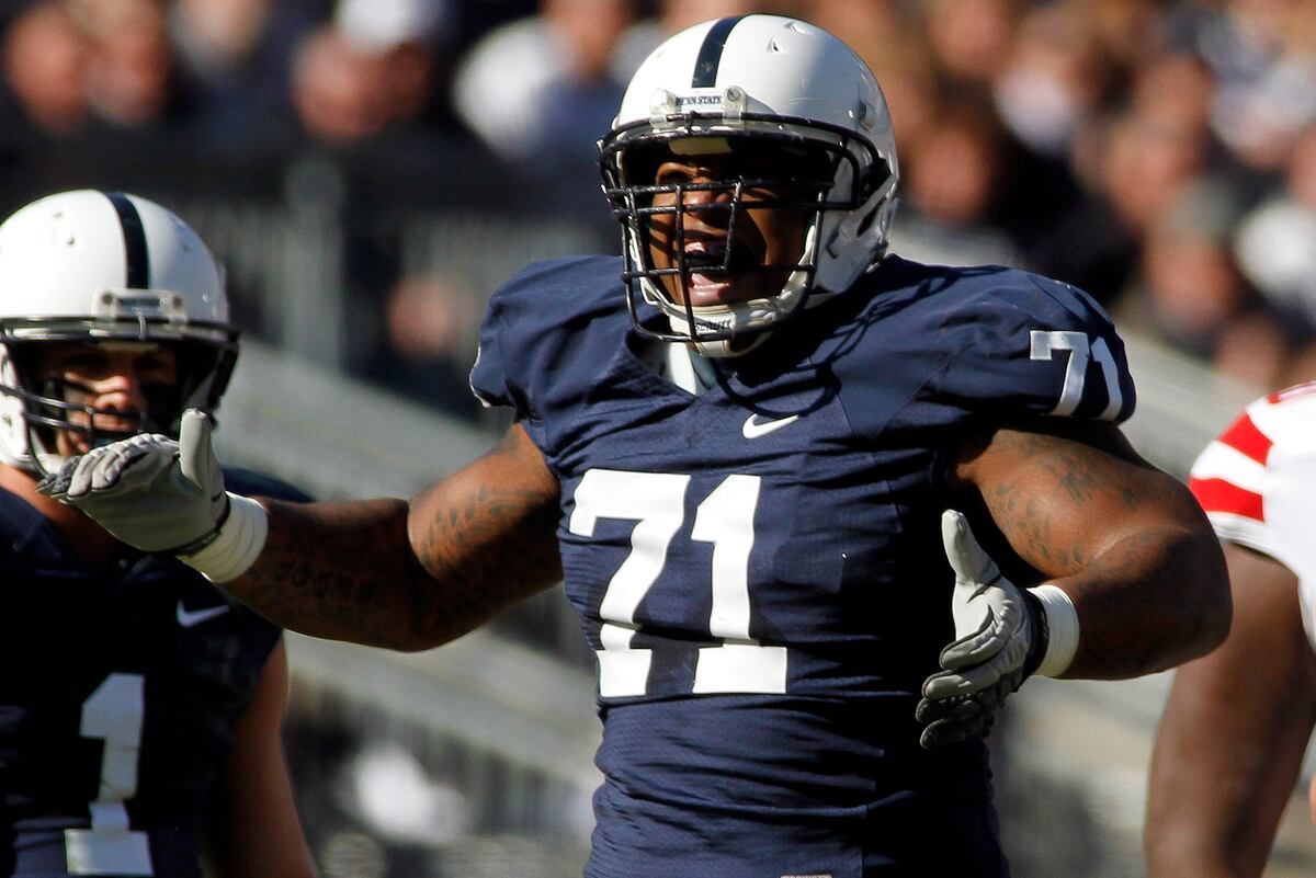 Why Devon Still Is the Next Face of the Cincinnati Bengals Defense ...