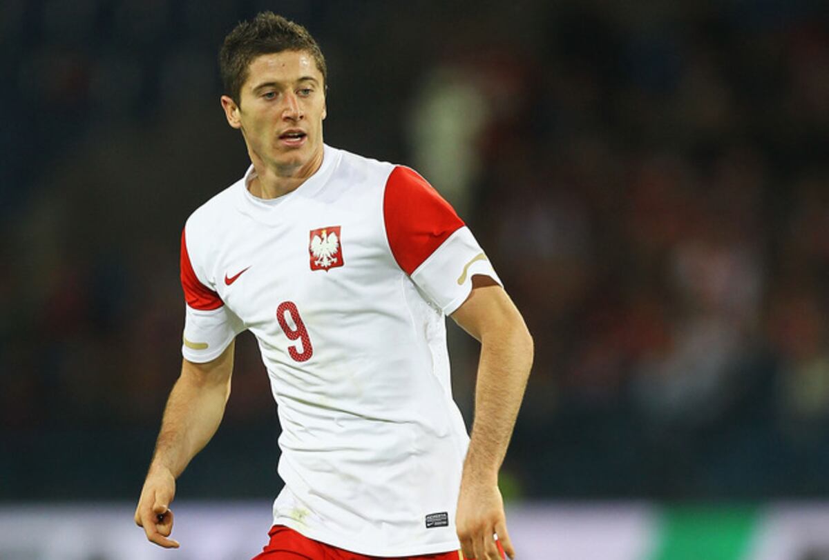 5 Reasons Liverpool Should Pursue Robert Lewandowski This Summer | News ...