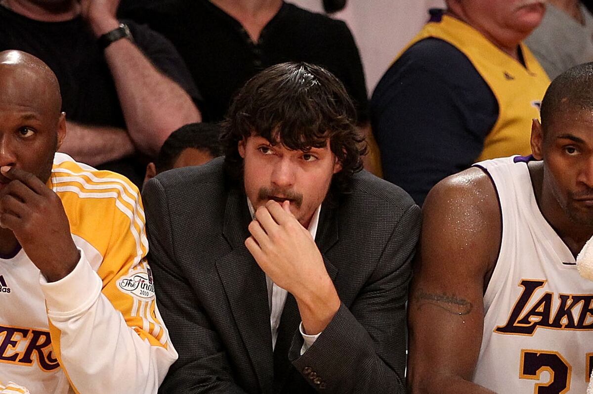 Adam Morrison Sports New and Disgusting Hairdo During Brooklyn Nets ...