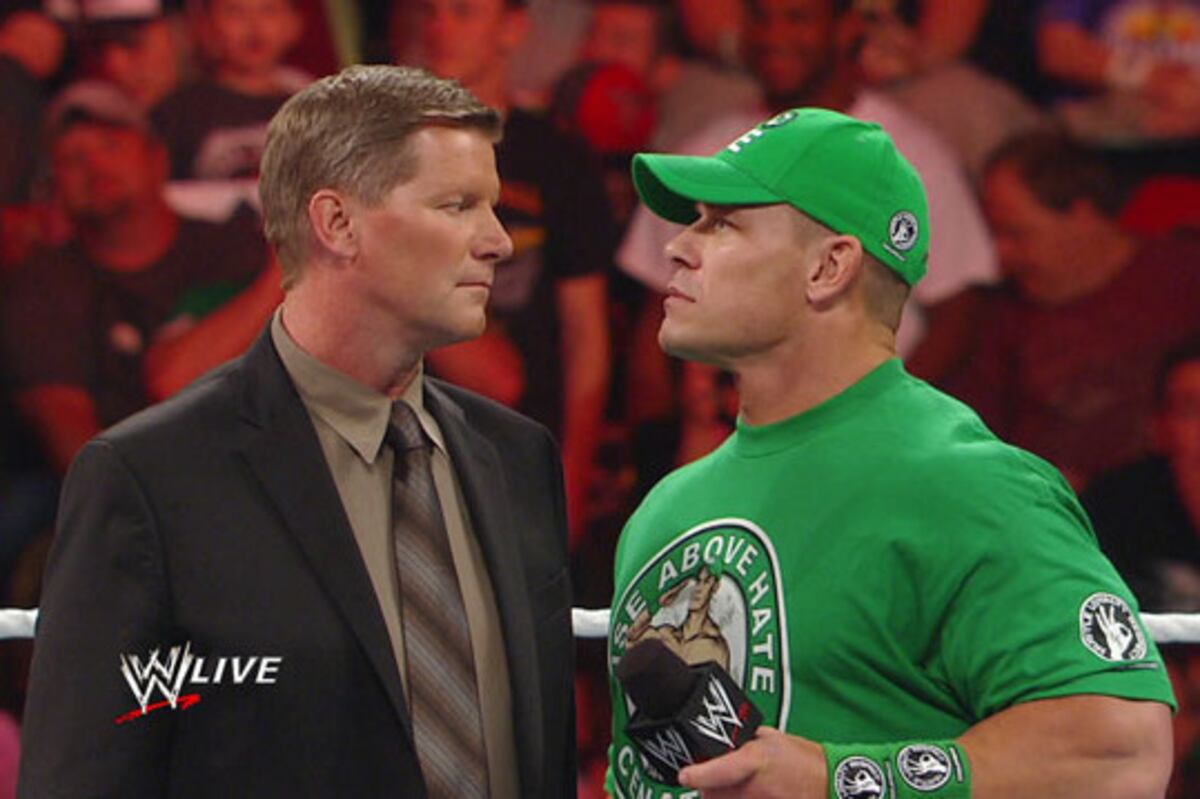 WWE: The End of Tonight's RAW Felt Like WCW Monday Nitro, and I Liked ...