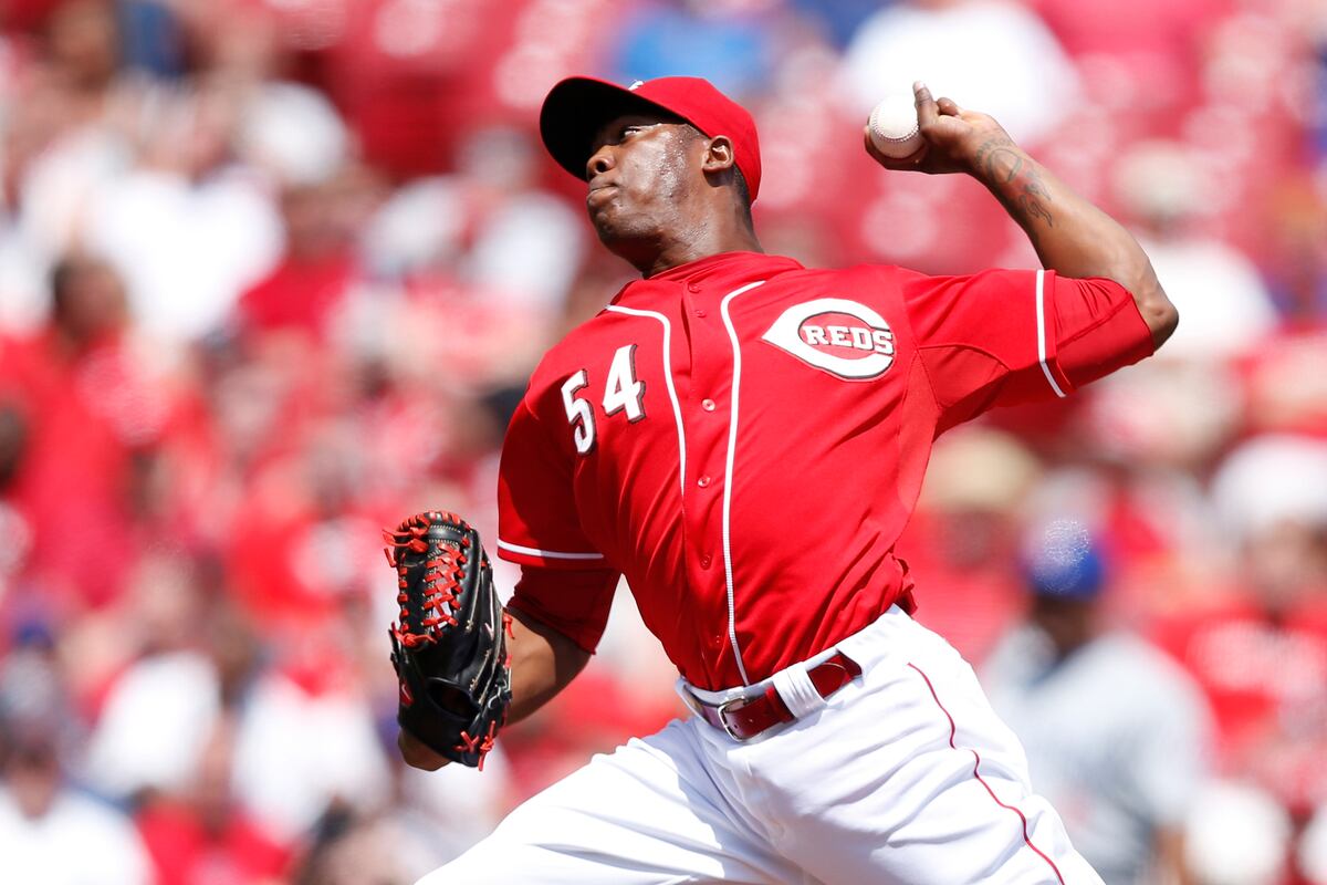 Aroldis Chapman: Reds Pitcher Sued by Cuban Man Claiming False ...