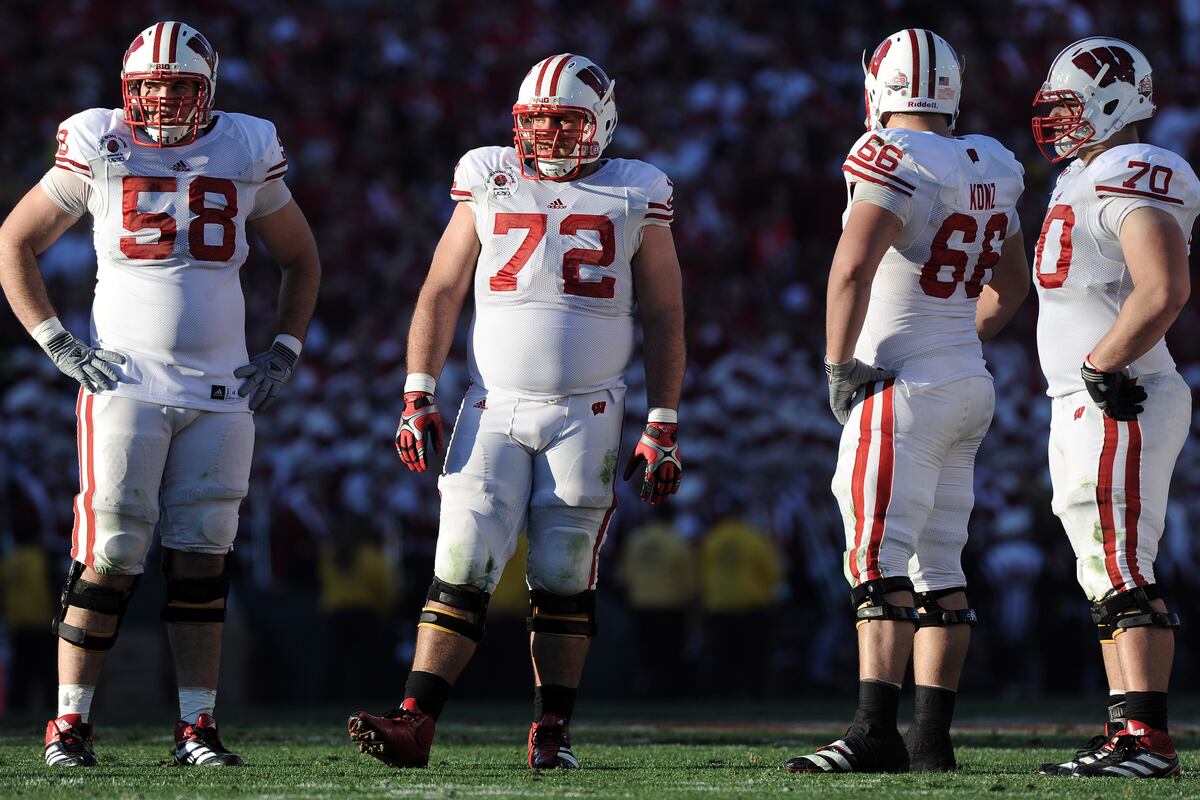 Rimington Trophy: Which Players Have the Inside Track to Winning in ...