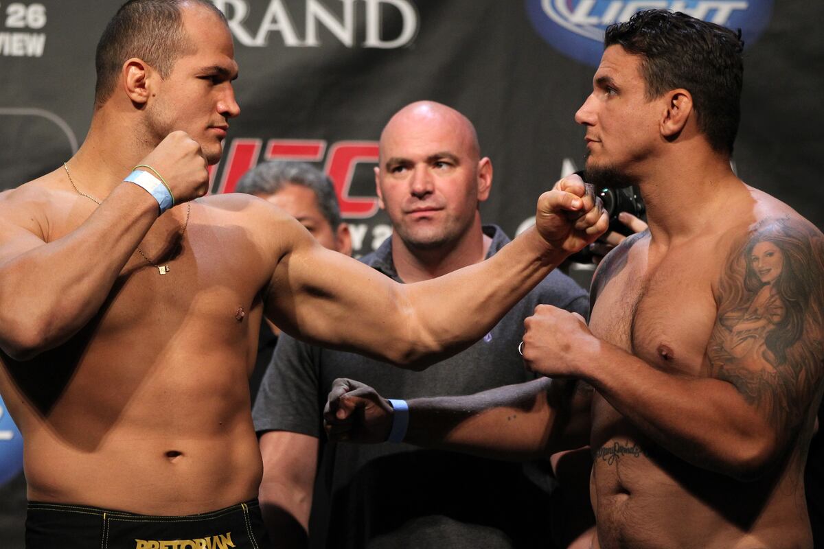 UFC 146 Fight Week Diary: Fans Watch as All Heavyweights Make Weight ...