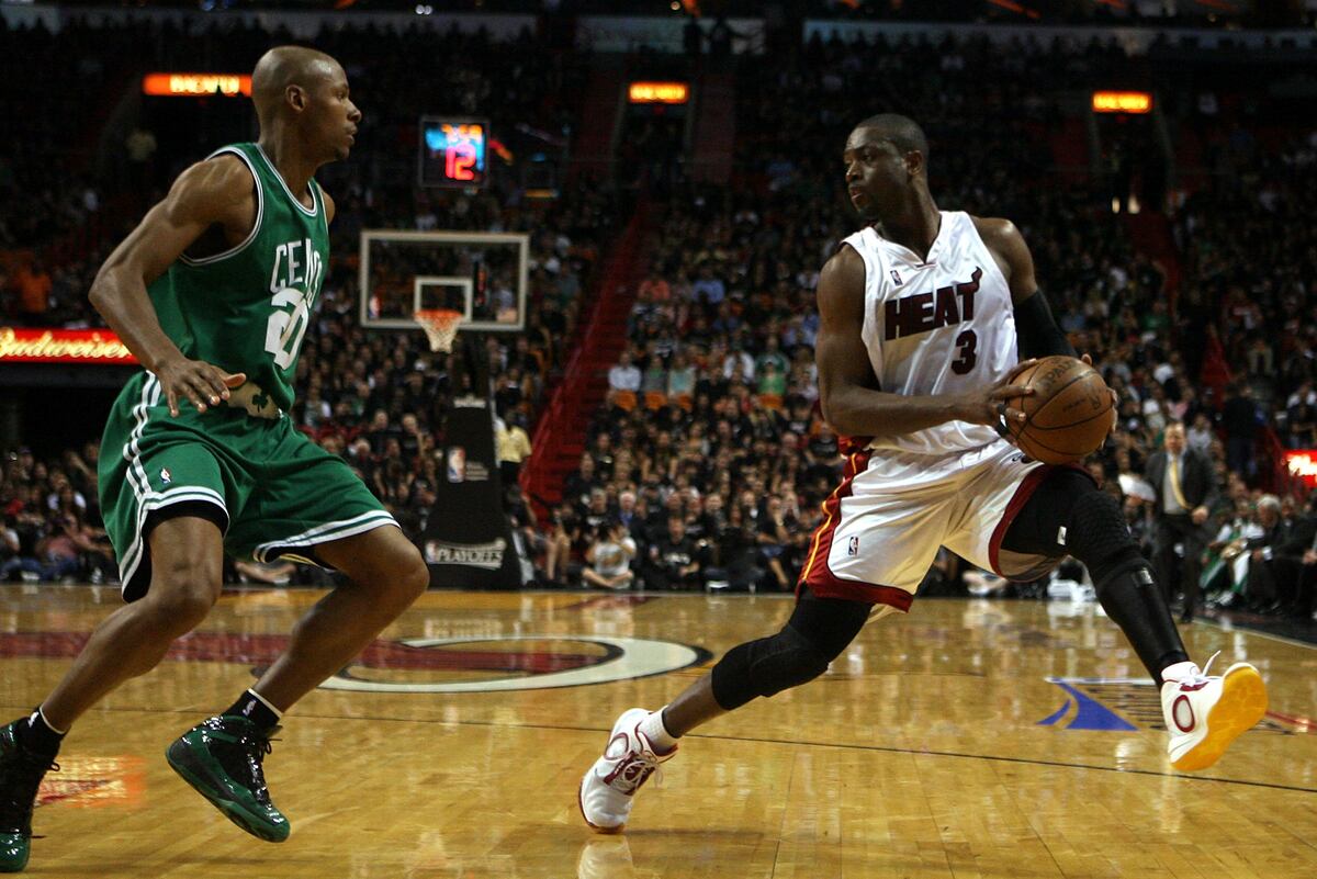 Dwyane Wade-Ray Allen Matchup Will Be Key in Eastern Conference Finals ...