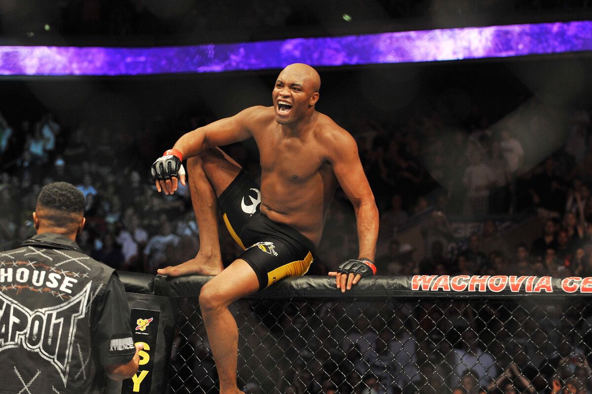 Anderson Silva Injured: Fight with Chael Sonnen Still on | News, Scores ...