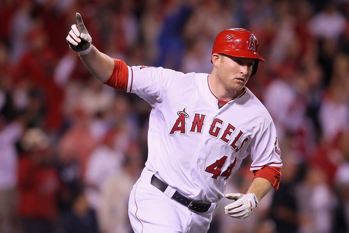 Mark Trumbo's Walk-off Brings LA Angels' Win Streak to 7, Ends Yankees ...