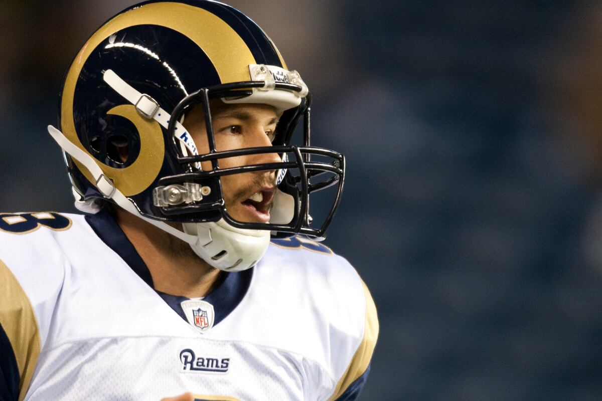 St. Louis Rams: Is Sam Bradford Under Pressure to Perform This Year ...