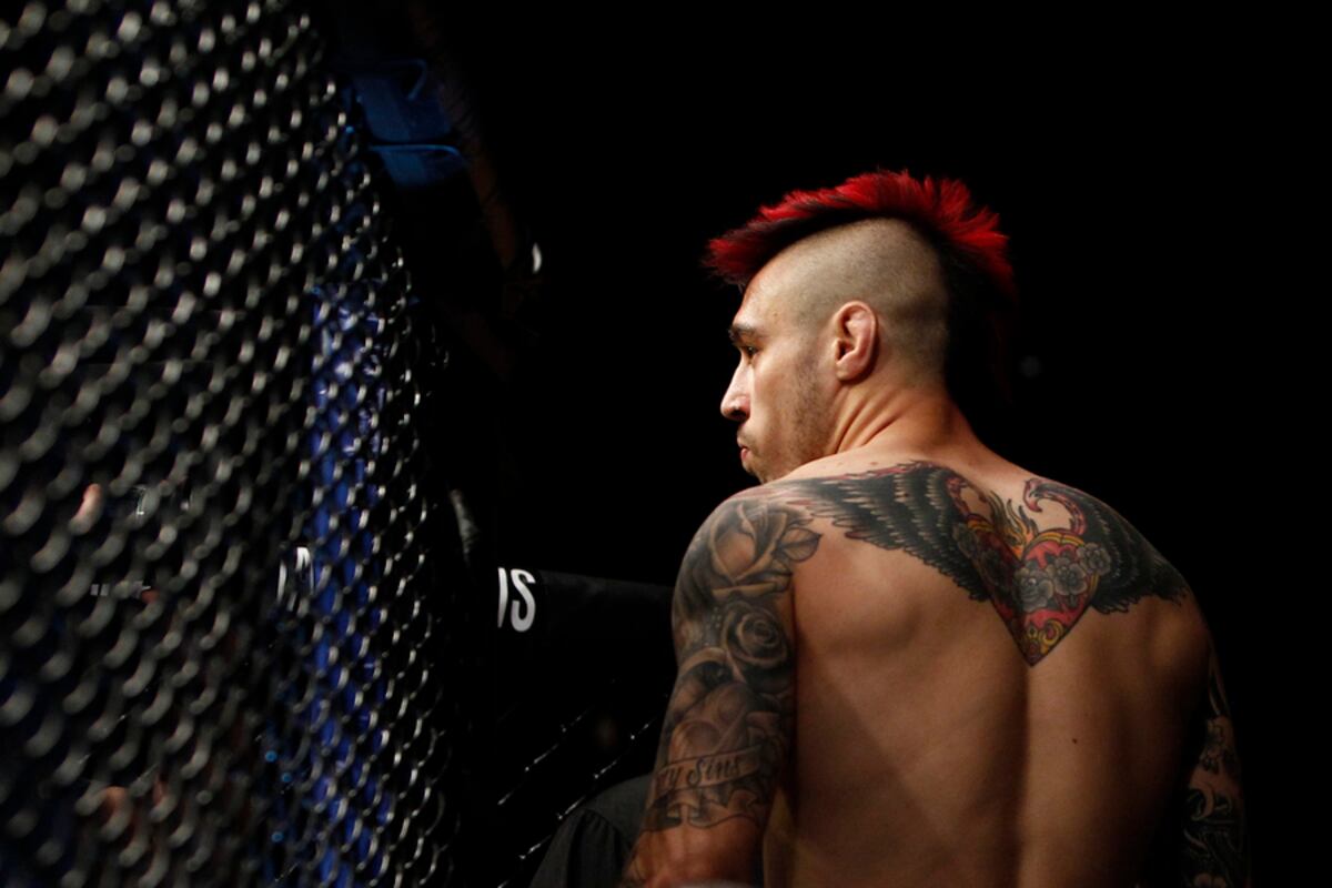 Dan Hardy Says Goodbye to Trademark Mohawk | News, Scores, Highlights ...