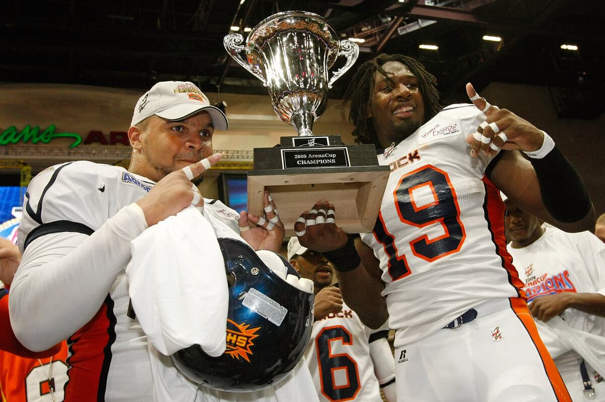 Arena Football: Iowa Barnstormers Defeat Cleveland Gladiators, 70-62 ...