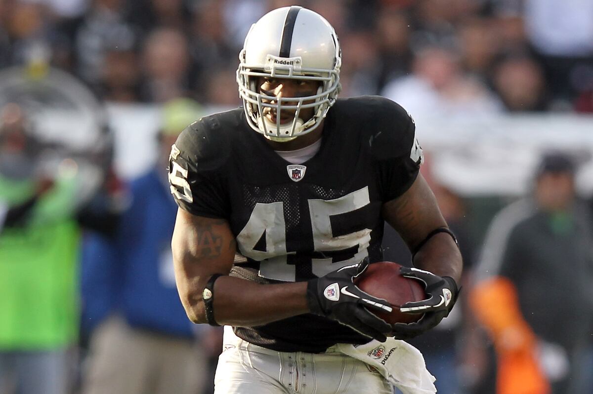 Oakland Raiders' Re-Signing of Marcel Reece Could Be a Really Big Deal ...