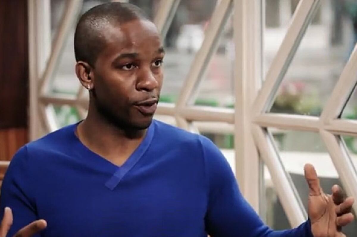 Wade Davis: Former NFL Player Should Inspire Gay Athletes to Come out ...