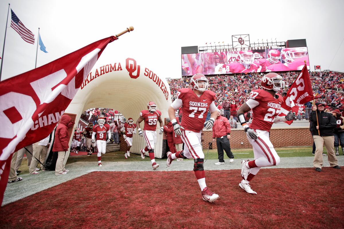 Oklahoma Football: Breaking Down Whether Offense or Defense Must Step ...