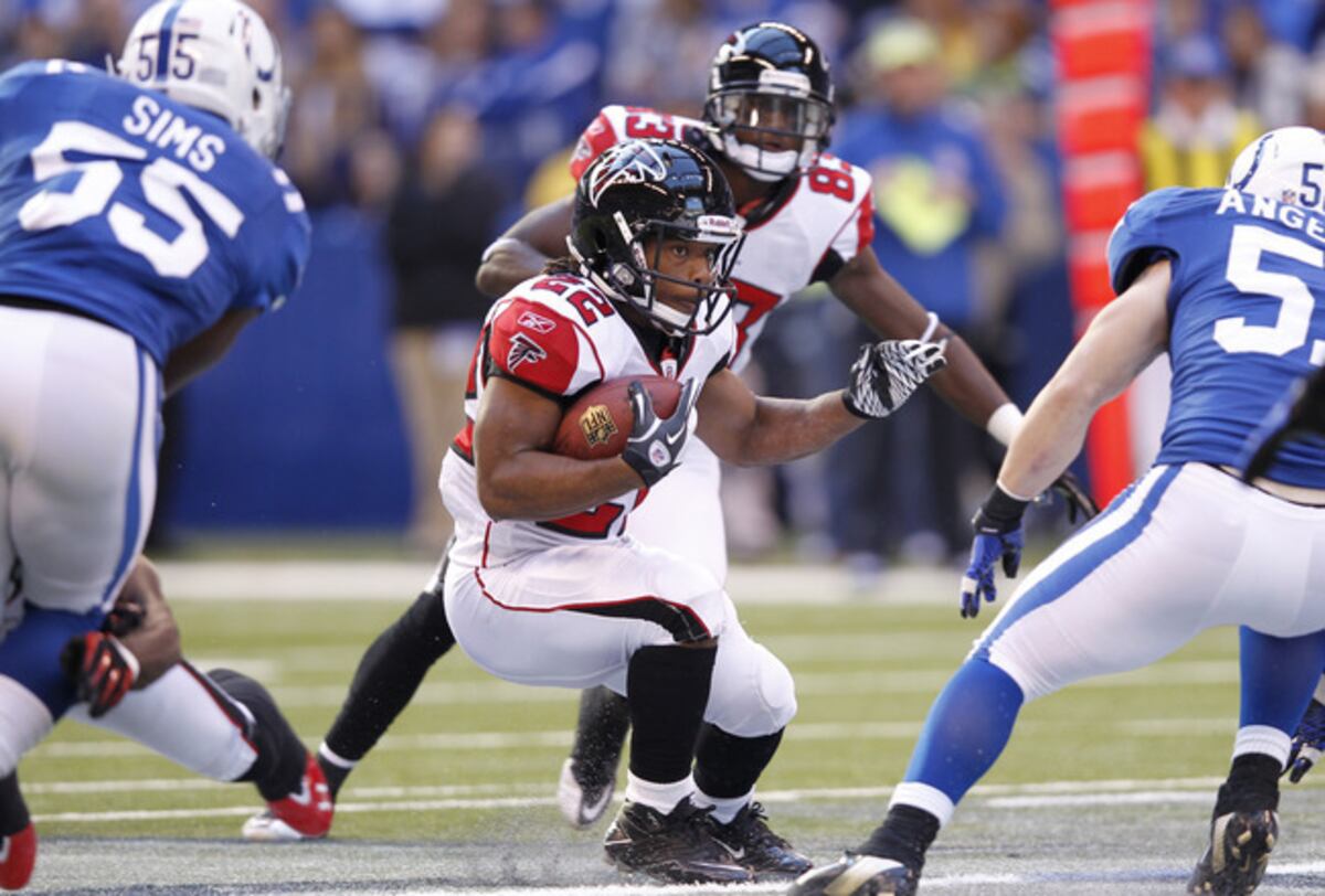 10 NFL Running Backs Who Could Come Out of Nowhere in 2012 | News ...