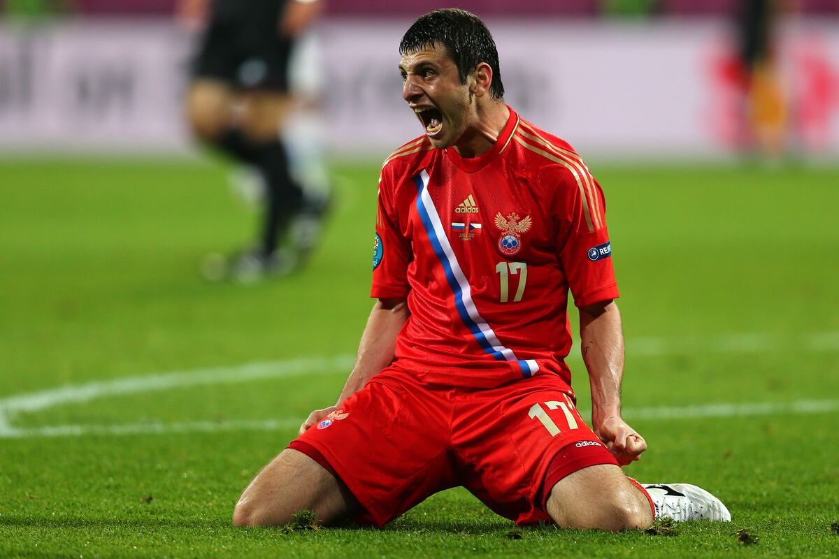 Arsenal Transfer News: Alan Dzagoev Would Be Perfect Addition to ...