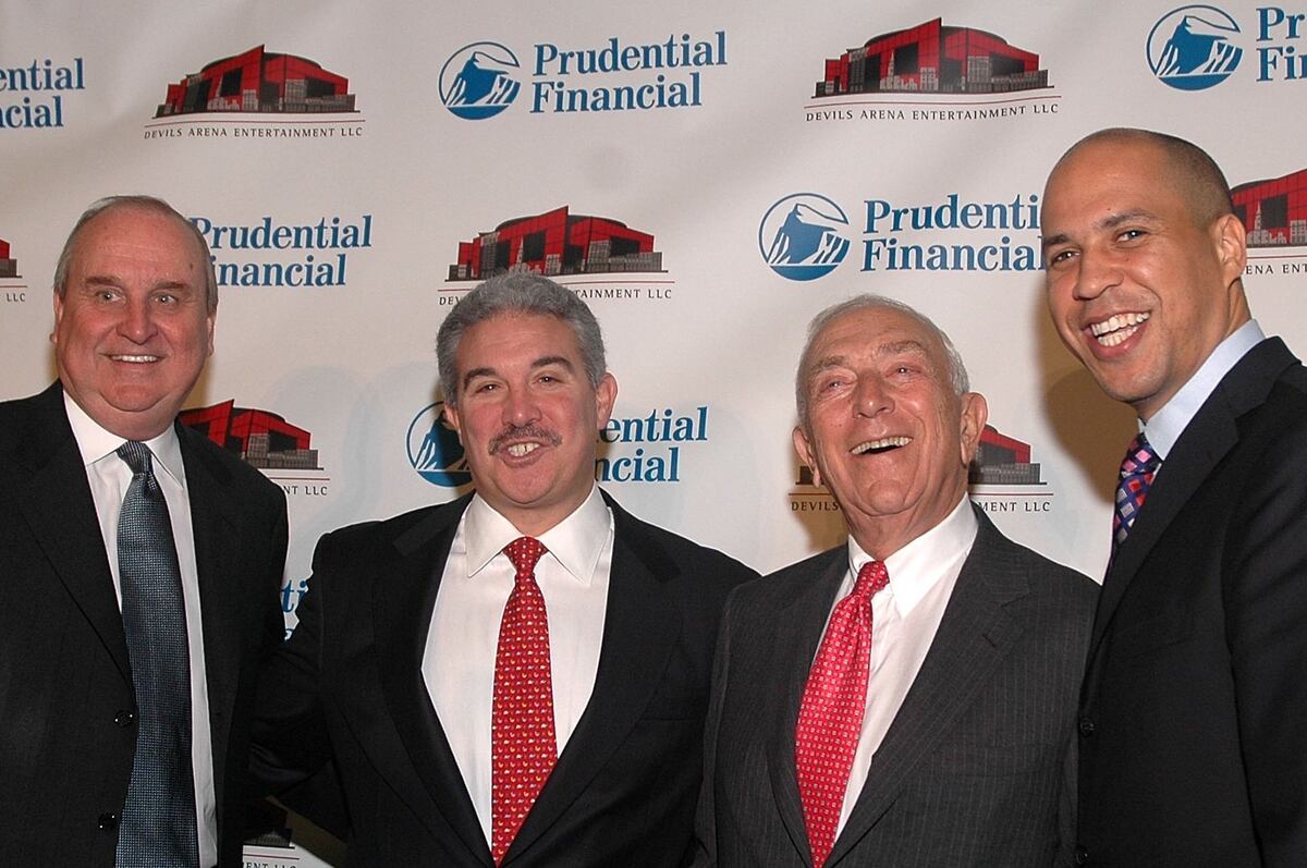 New Jersey Devils: Hefty Loans Could Prevent Zach Parise's Re-Signing ...