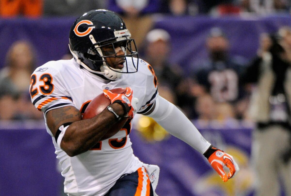 Chicago Bears: 5 Ways to Utilize Devin Hester in the Bears' Offense ...