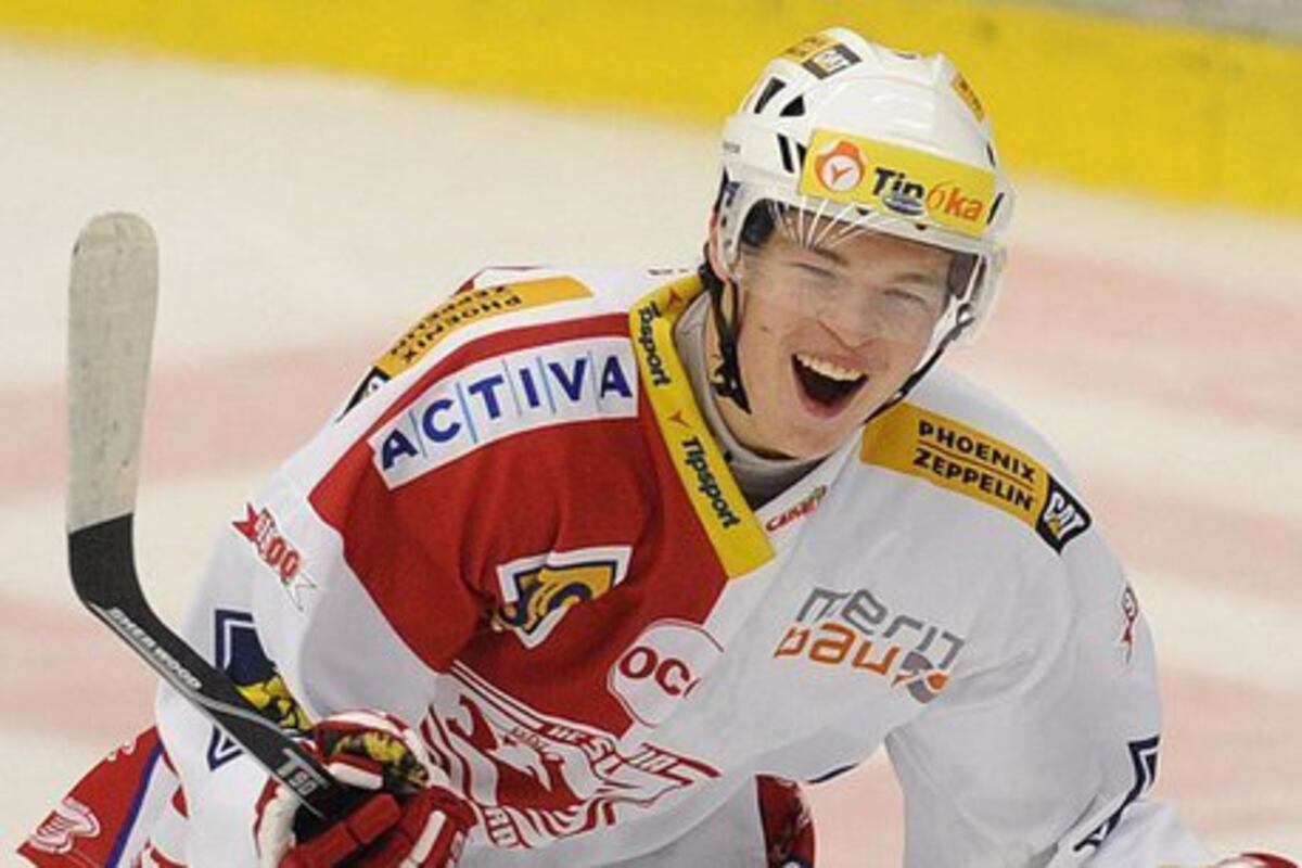 Tomas Hertl to San Jose Sharks: Video Highlights, Scouting Report and ...