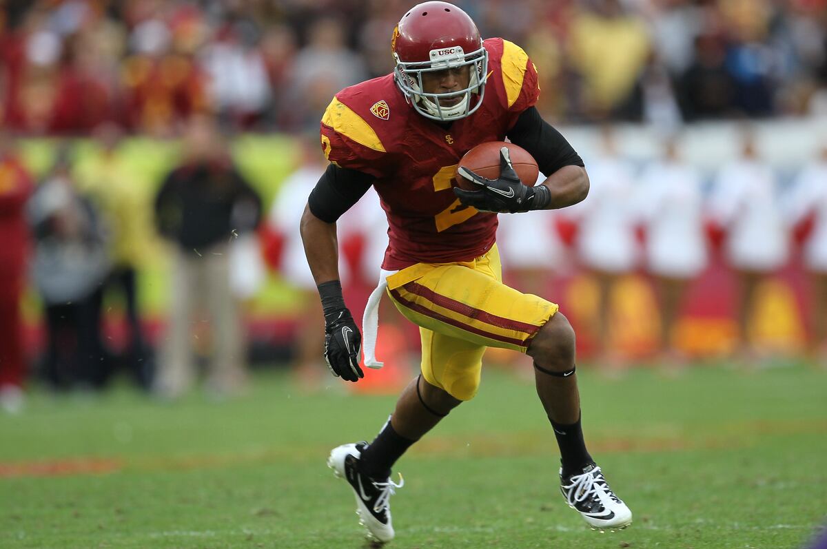 USC Football: Trojans WR Robert Woods Is Becoming a Precautionary Tale ...