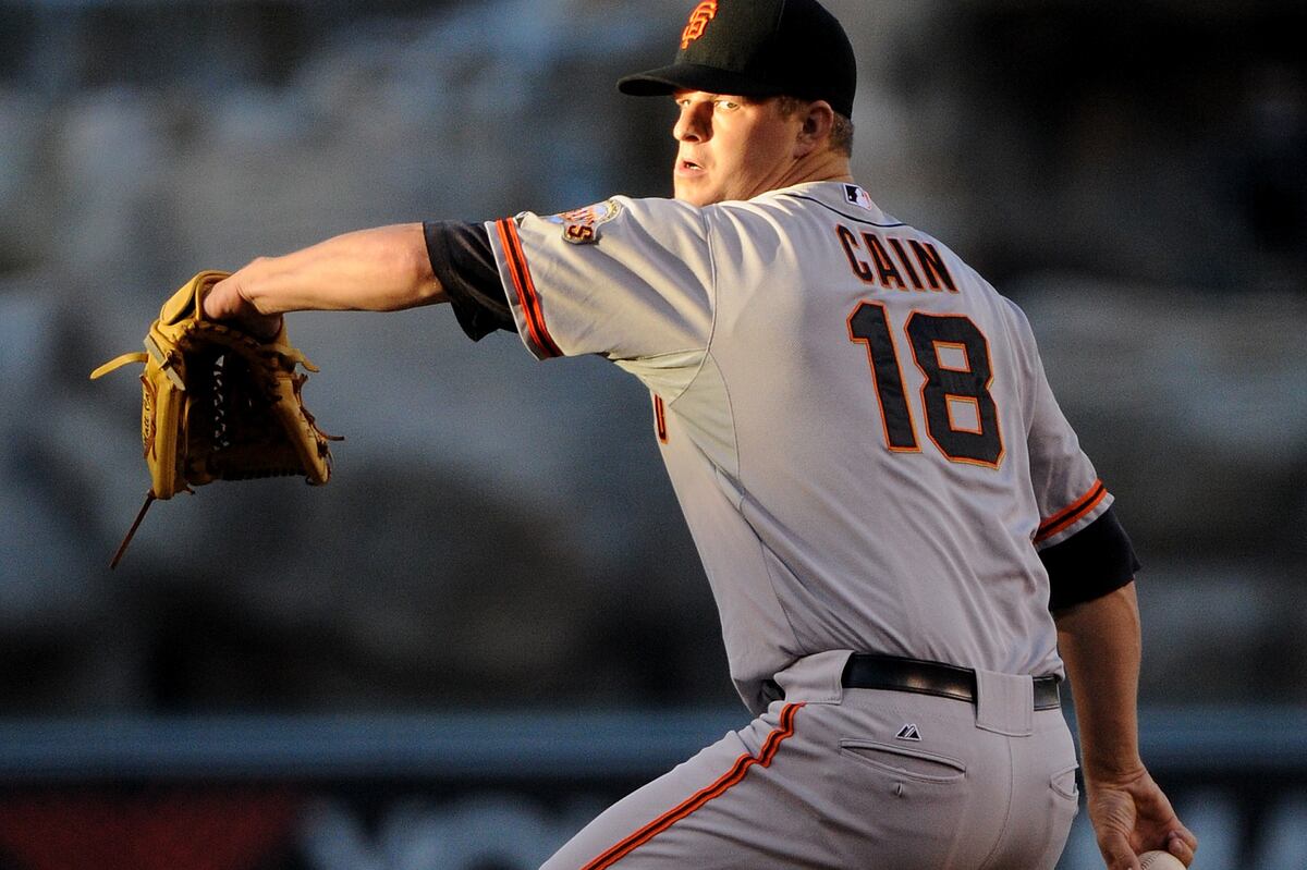 SF Giants' Matt Cain Receives Perfect Gift in Mizuno Samurai Sword ...