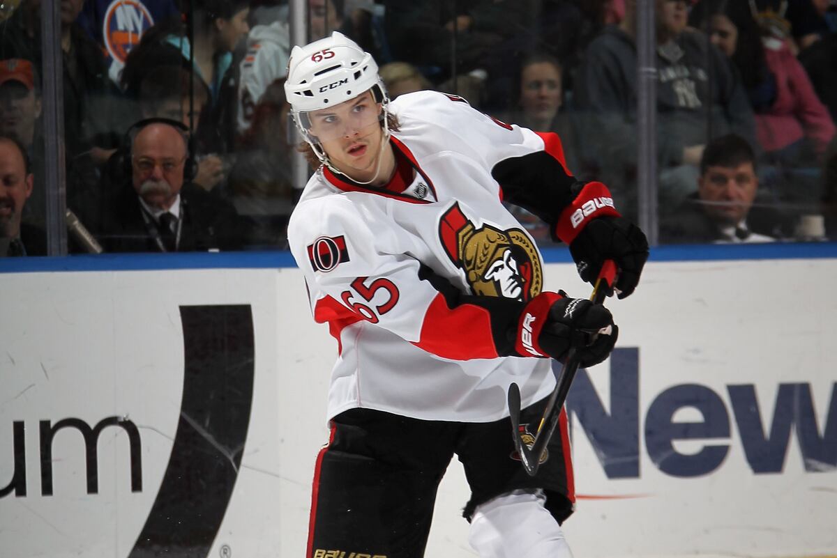 Erik Karlsson: Ottawa Senators Sign Norris Trophy Finalist to 7-Year Contract | News, Scores ...
