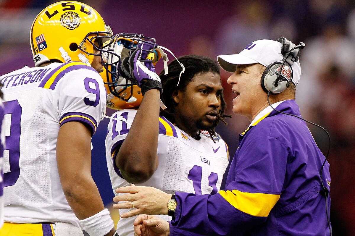 Les Miles' Gunner Kiel Obsession Validates the Worst Part of College ...