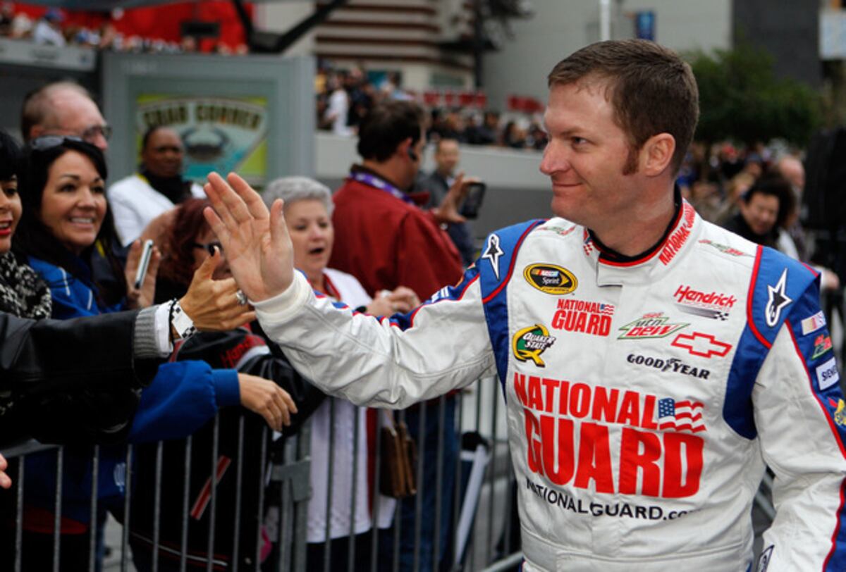 Dale Earnhardt Jr. and 10 Drivers Fans Root for Most | News, Scores ...