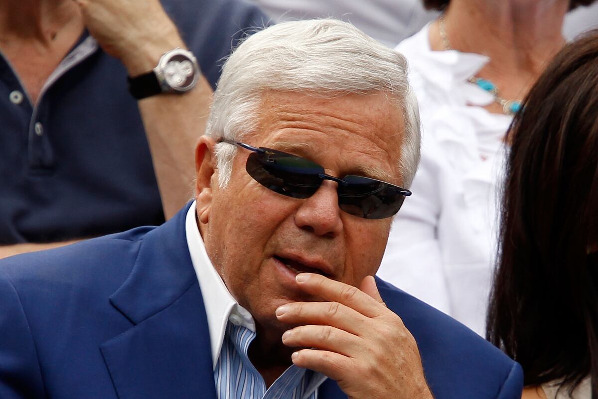 Patriots Owner Robert Kraft Wants to See NFL Franchise in London | News ...