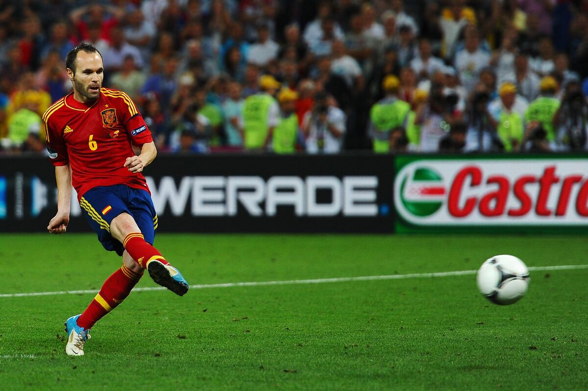 Spain vs. Italy: Why Andres Iniesta Is Key to Spanish Victory in Euro ...