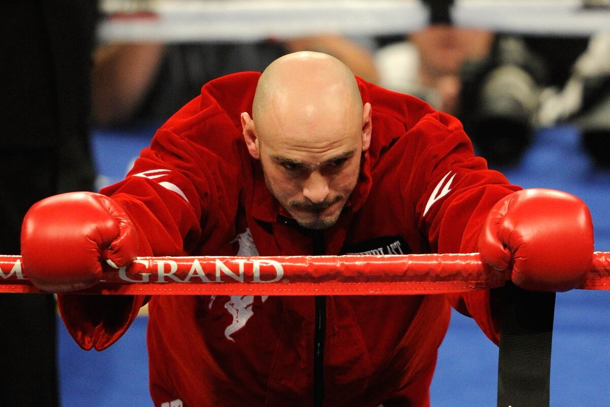Kelly Pavlik vs. Will Rosinsky: Fight Time, Live Stream, TV Info and ...