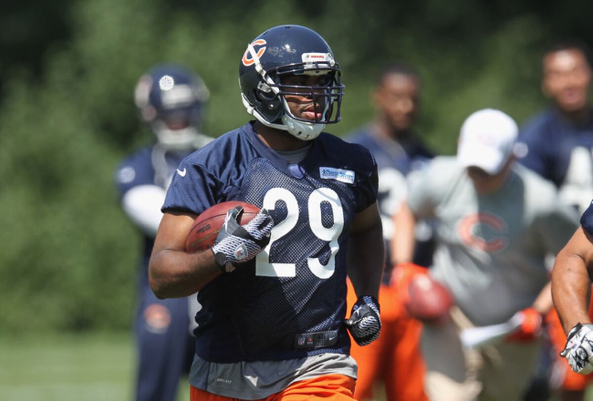Chicago Bears Football: 5 Veteran Free Agents the Bears Should Bring in ...