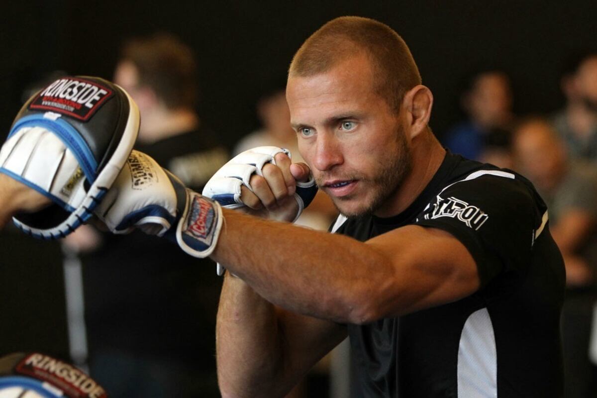 Donald Cerrone vs. Melvin Guillard Set for UFC 150 in Denver | News ...