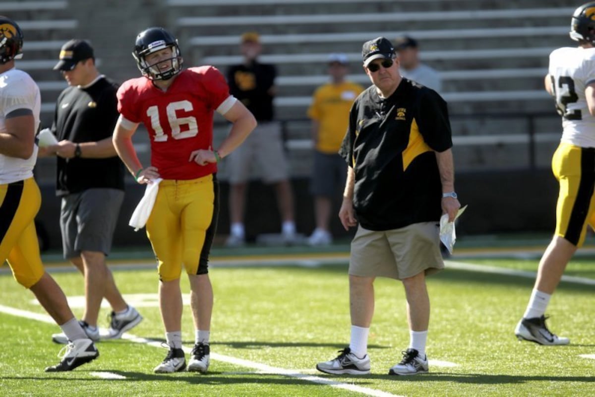 Iowa Hawkeyes Football: Projecting Offensive Stats for 2012 Hawks ...