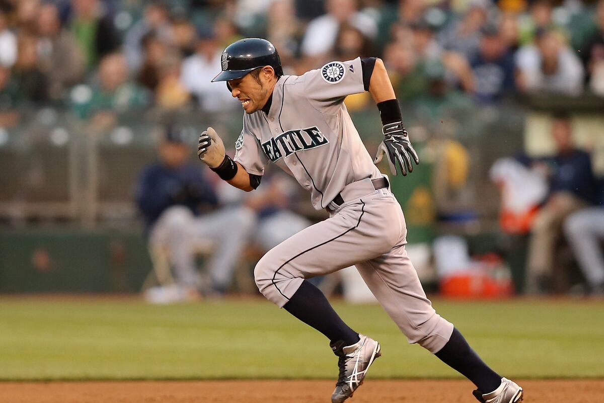 Seattle Mariners: Keeping Ichiro Suzuki Around for the Near Future ...