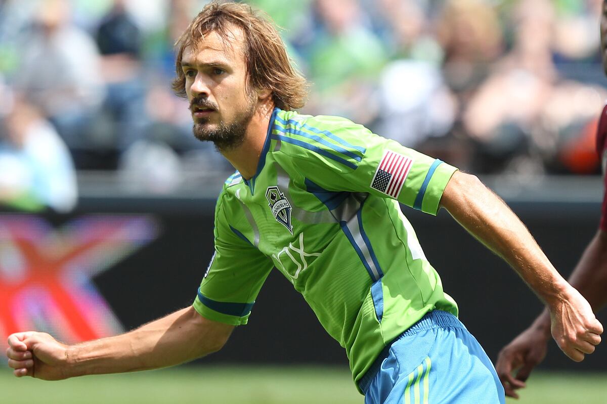 Seattle Sounders vs. Chelsea: European Champs Will Spoil Roger Levesque ...