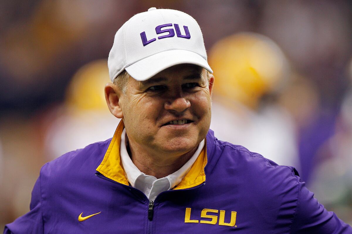 LSU Football: Head Coach Les Miles Urges Scrutiny in Selection Process ...
