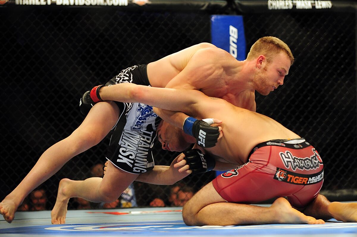 UFC 149 Results: James Head Defeats Brian Ebersole Via Split Decision ...