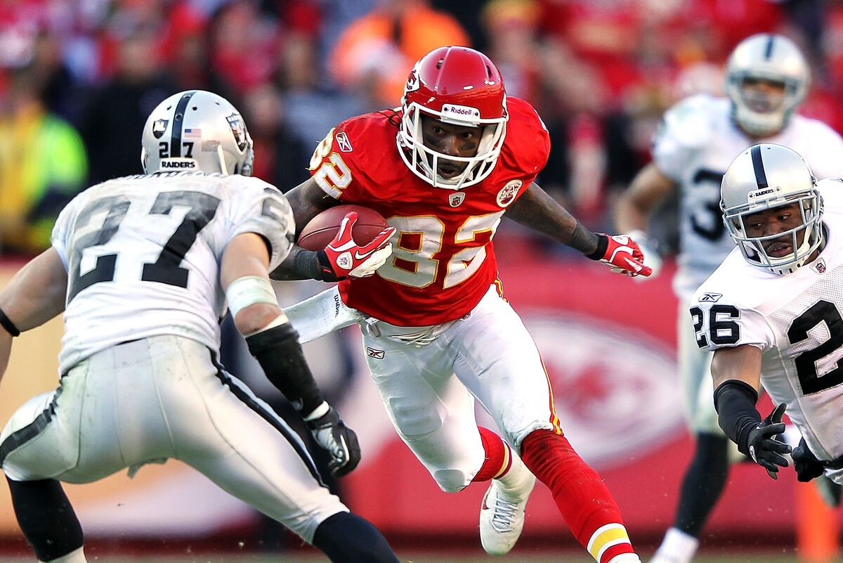 Kansas City Chiefs: Dwayne Bowe Still Needs to Sign Franchise Tender ...