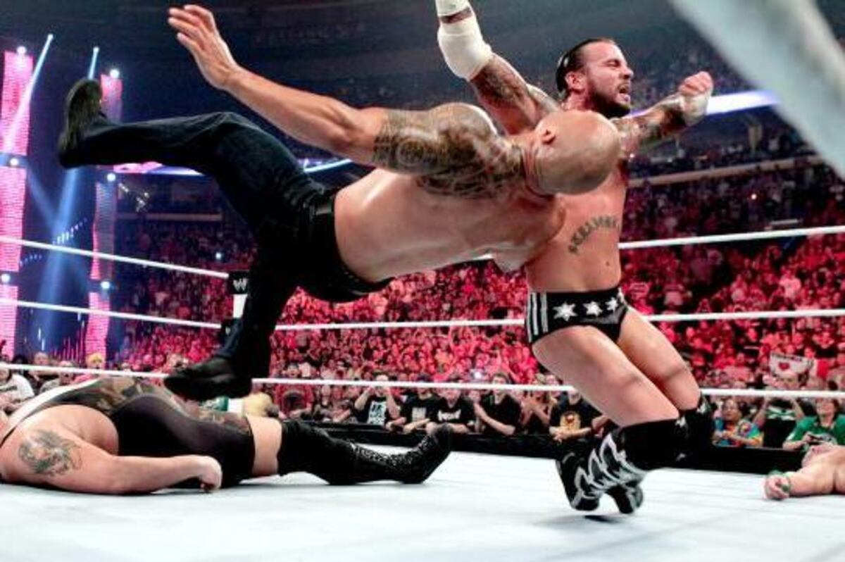 WWE Raw 1000: The Rock's Instant Title Match Should Be Worked into CM ...